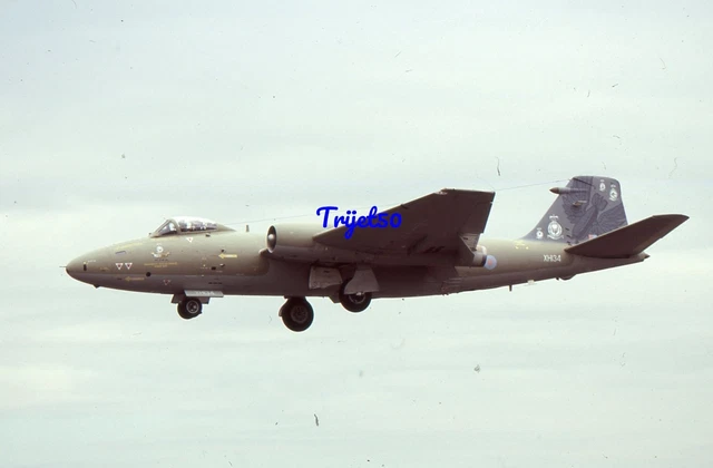 35MM AIRCRAFT SLIDE Canberra XH134 RAF 39 Squadron RIAT Fairford 2006 £ ...