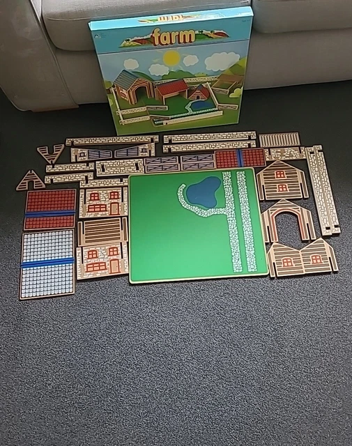 VINTAGE ELC WOODEN Farm Yard Set With Base, Buildings and Box £26.00 ...