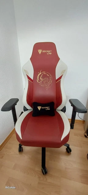 SECRETLAB TITAN Ahri Special Edition Gaming Chair - Reclining ...