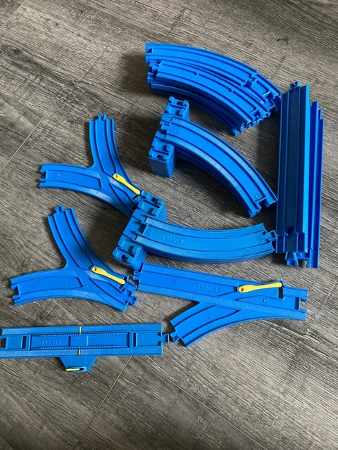 TOMY TRACKMASTER THOMAS Tank Engine Blue Track Job Lot Bundle 22 Items ...