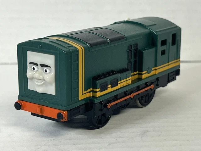 THOMAS & FRIENDS Trackmaster Paxton Green Train Engine Motorized 2009 ...