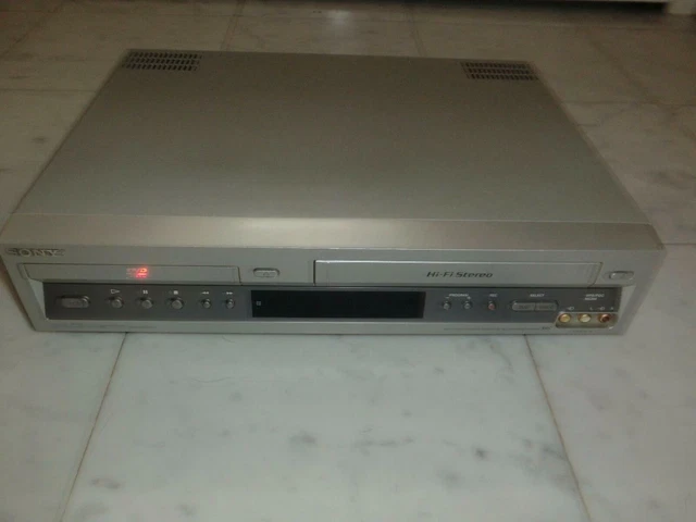 SONY SLV-D900 DVD-PLAYER / VHS-Videorecorder, 2 Jahre Garantie EUR 249 ...