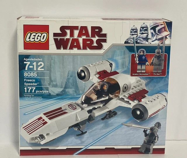 LEGO STAR WARS set 8085 - Freeco Speeder with 177 pieces and 2 mini ...