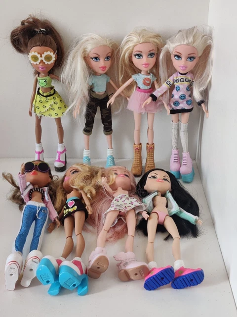 MGA ENTERTAINMENT BRATZ Bundle of 8 Selfie Snaps Wave 2, Remix, And ...