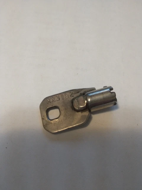 VINTAGE COKE COLA drink vending machine key XX3192 Chicago Lock Co. USA ...