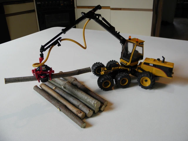 NORSCOT CATERPILLAR CAT 580B Harvester Forstmaschine 1/50 EUR 73,00 ...