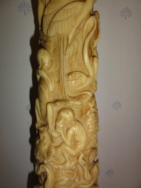 CHINE CORNE EN résine Sculptée Longueur 40 cm EUR 26,00 - PicClick FR