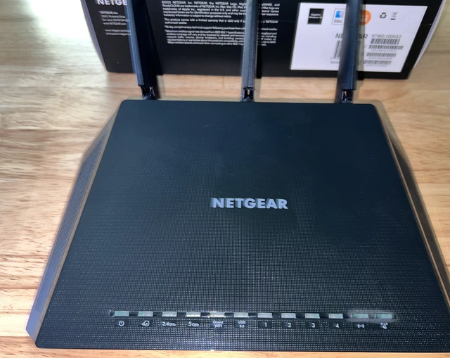 NETGEAR NIGHTHAWK AC2600 Smart WiFi5 Router (R7450-100NAS) $25.00 ...