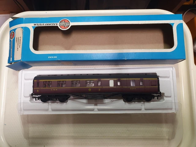 AIRFIX RAILWAY SYSTEM OO Gauge LMS S7 Brake 3rd (54204-7) £5.92 - PicClick UK