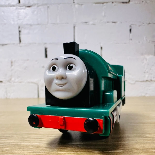 PETER SAM THOMAS the Tank & Friends Trackmaster Motorised Battery Tomy ...