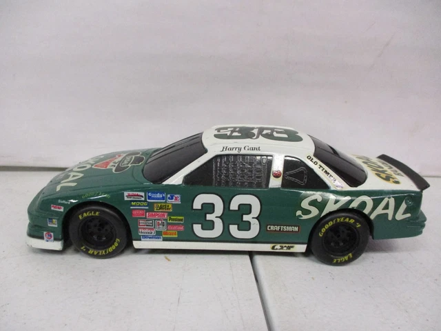 RACING CHAMPIONS HARRY Gant Skoal Bandit BWB 1/24 signé par Gant EUR 22 ...