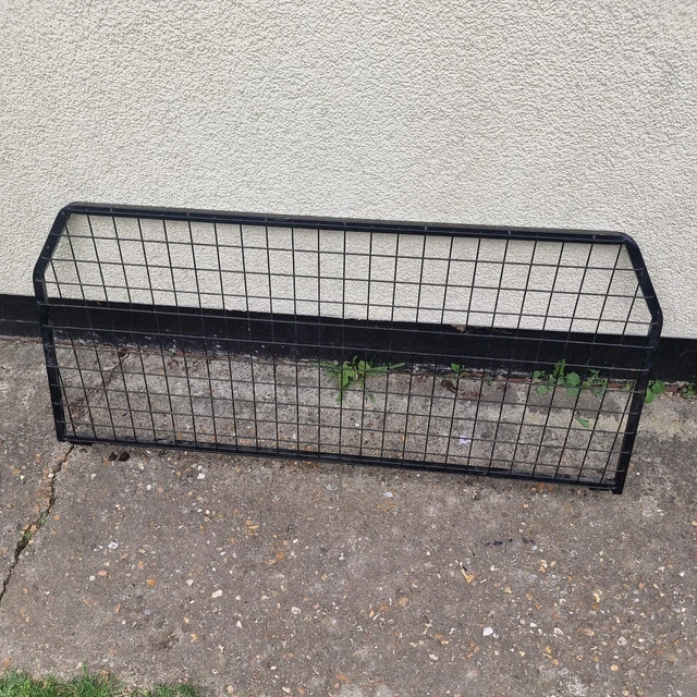 LAND ROVER DEFENDER 90/110 DOG GUARD MESH with Fixings £83.92 - PicClick UK