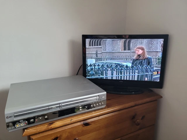 LG DV1000 VHS VCR Recorder / DVD Player Combi Player $90.85 - PicClick AU