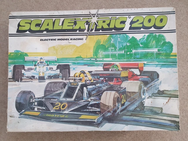 VINTAGE SCALEXTRIC 200 Set Electric Model Racing Set Track Circuit ...