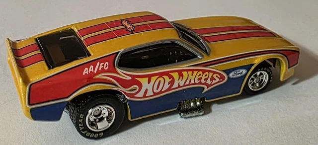 HOT WHEELS ’71 Mustang Funny Car Dragstrip Demons 4/30 Gold AA/FC $11. ...