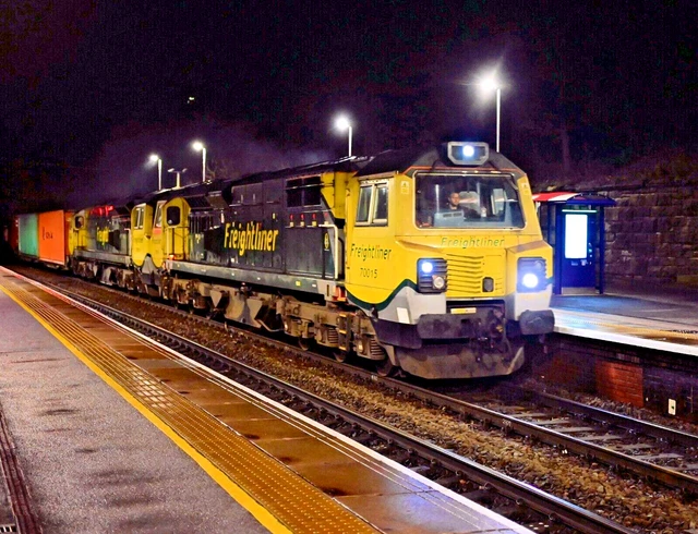 CLASS 70 NO 70015 with 70010 in green at moorthorpe £1.20 - PicClick UK