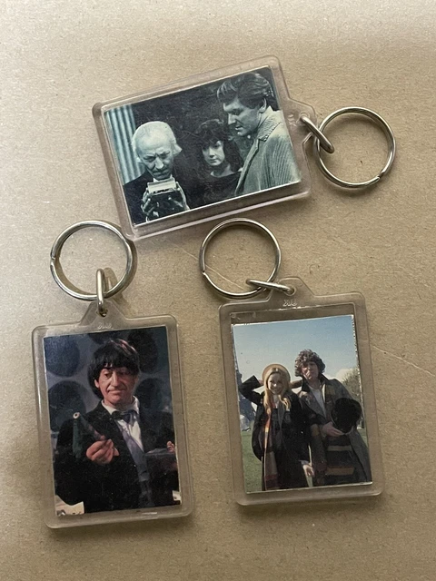 BUNDLE OF VINTAGE Doctor Who Keyrings. 1st Dr William Hartnell 4th Dr ...