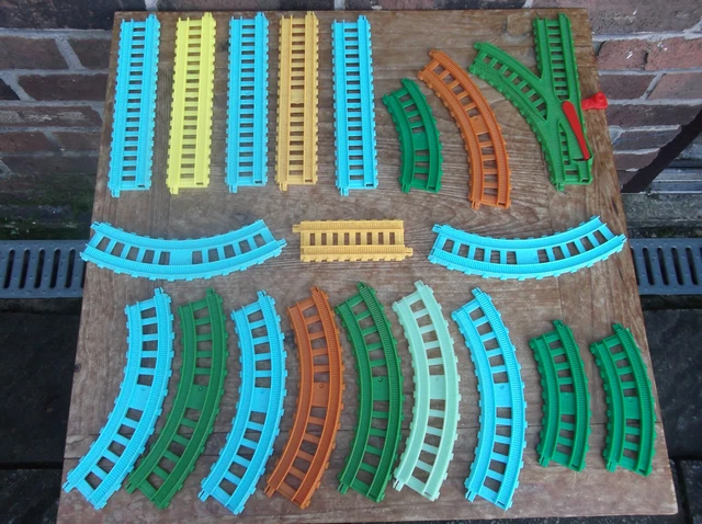 THOMAS & FRIENDS Trackmaster Revolution Motorized BUNDLE MULTI COLOURED ...