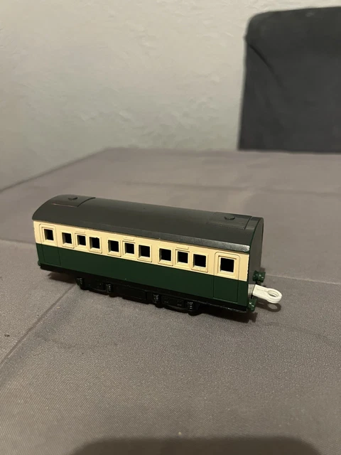 THOMAS AND FRIENDS, Trackmaster ‘Express’ Coaches £10.00 - PicClick UK