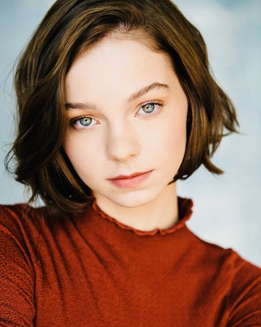 SEXY EMMA MYERS 8x10 Photo And Jenna Ortega £11.16 - PicClick UK