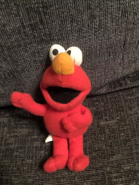 KFC SESAME STREET Adventures Of Elmo In Grouchland Peluche Giocattolo ... KFC SESAME STREET Adventures Of Elmo In Grouchland Peluche Giocattolo ...
