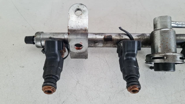 MINI COOPER ONE R50 R53 1.6 Essence Rampe D'Injection Buse D'Air ...