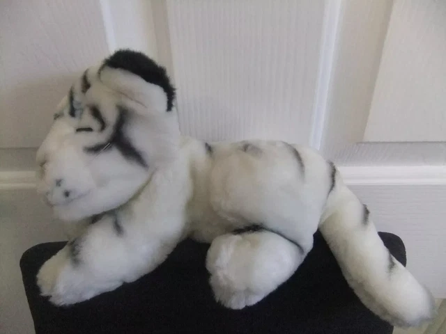 8& RAVENSDEN WHITE Cream Laying Sleeping Tiger Lion Cat Soft Cuddly Toy ...