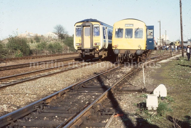 BURY ST. EDMUNDS Class 101 DMU & Sprinter DMU 156421 15.4.89 35mm Slide ...