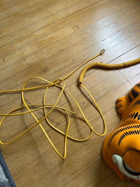 VINTAGE 1978 1981 Garfield Tyco Landline Telephone w/ Moving Eyes £129. ...