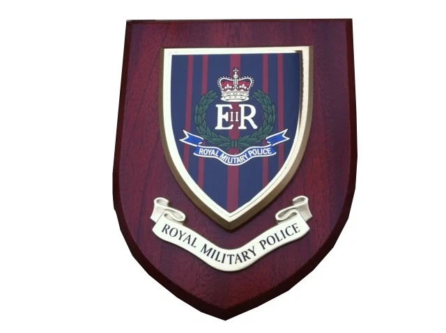 ROYAL MILITARY POLICE regimental mess wall plaque crest shield RMP £30. ...