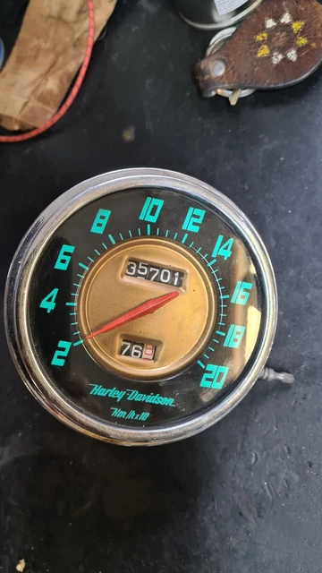 TACHIMETRO ORIGINALE HARLEY Davidson Stuart Warner Panhead origine 1956 ...