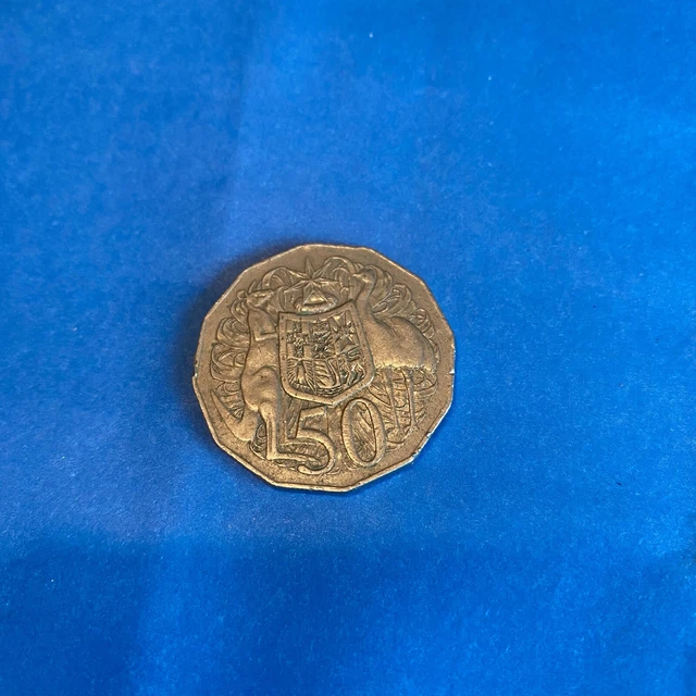1971 AUSTRALIAN COMMONWEALTH coat of arms 50p coin £0.99 - PicClick UK