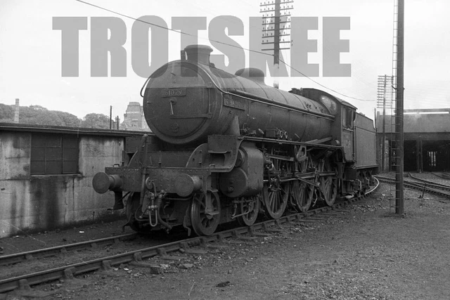 35MM NEGATIVE BR British Railways Steam Loco 61029 Class B1 Dundee 1965 ...