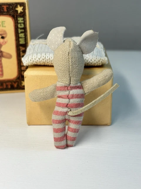 MAILEG BABY GIRL Mouse red heart mouth Knitted Blanket in Matchbox ...