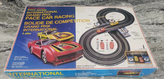 RADIO SHACK BATTERY Operated International Grand Prix Pace Car Racing ...