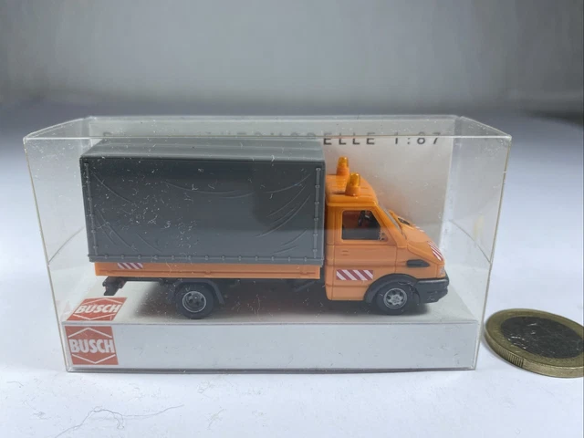 H732 BUSCH 1:87 H0 LKW IVECO DAILY Baustellenfahrzeug Nr 47973 Kommunal ...