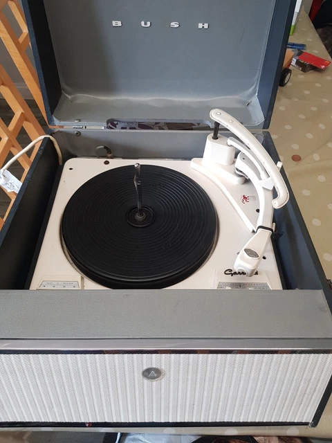 * BUSH SRP.31C Garrard model 210 Portable record player Vintage needs ...