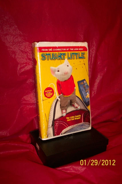 STUART LITTLE (VHS, 2000, Clamshell Case; Closed Captioned) $19.99 ...