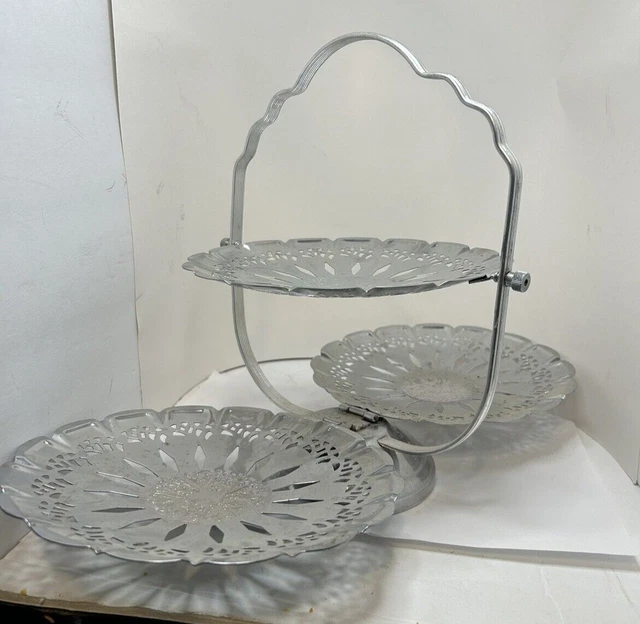 VINTAGE CHROME PLATED 3 Tier Candy/Cookie/Cake Stand (2-60) $25.50 ...