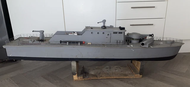 REMOTE CONTROL SCALE Model Destroyer 138cm On Stand War Ship Boat £200. ...