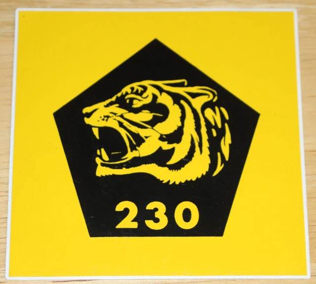 RAF ROYAL AIR Force 230 Tiger Squadron RAF Benson Puma Helicopter Sqn ...