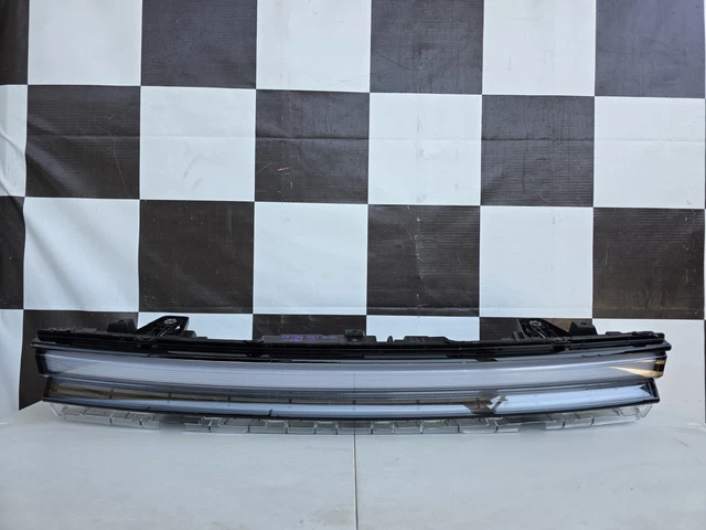 2025 2026 RIVIAN R1T R1S Front Center Light Used Oem NEW MODEL ...