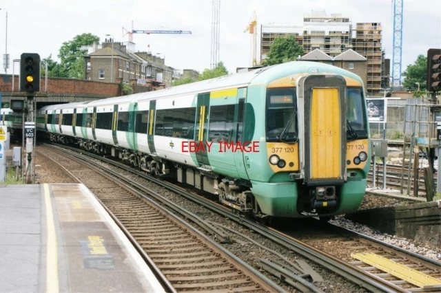 PHOTO CLASS 377 Electrostar 4-Car Emu No 377 120 At Clapham Jct On A ...