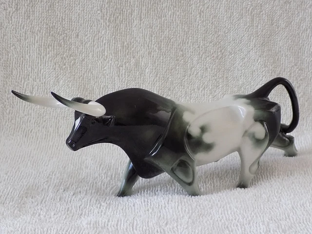 VINTAGE MID CENTURY ALGORA Pottery SPAIN Black & White BULL Figurine ...