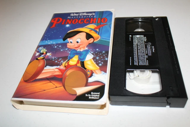 PINOCCHIO (VHS 1940 Clamshell) Walt Disney chef-d'œuvre, Dickie Jones, restauré EUR 6,84 ...