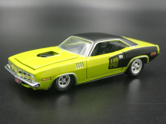 1971 71 PLYMOUTH Cuda 440 Rare 1:64 Scale Limited Diorama Diecast Model ...