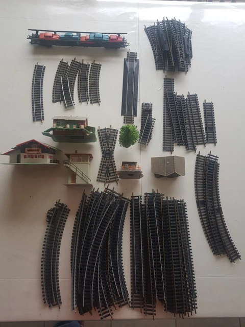 LOT MODÉLISME FERROVIAIRE Train Electrique Lima Jouef Roco EUR 20,00 - PicClick FR