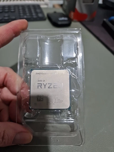 AMD RYZEN 7 3800 XT Processor £85.00 - PicClick UK