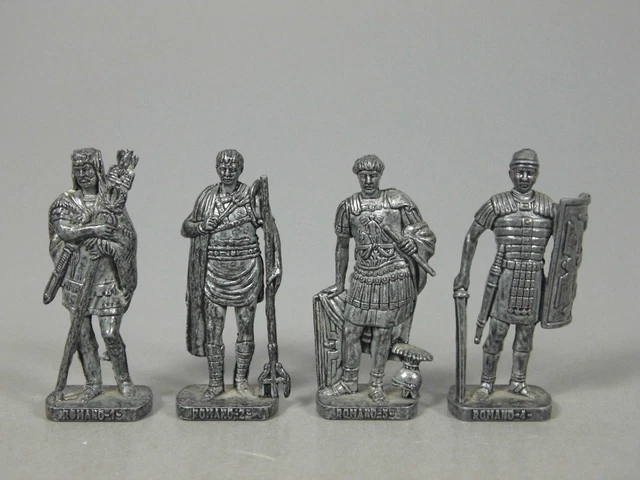 MÉTAL : ROMAINS vers 100 - 300 après JC - jeu complet de fer (brevet RP ...