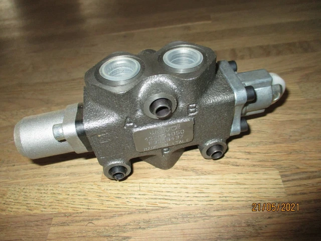WALVOIL 122074050 HYDRAULIK Kontroll Ventil Spool Diverter Valve NEU ...